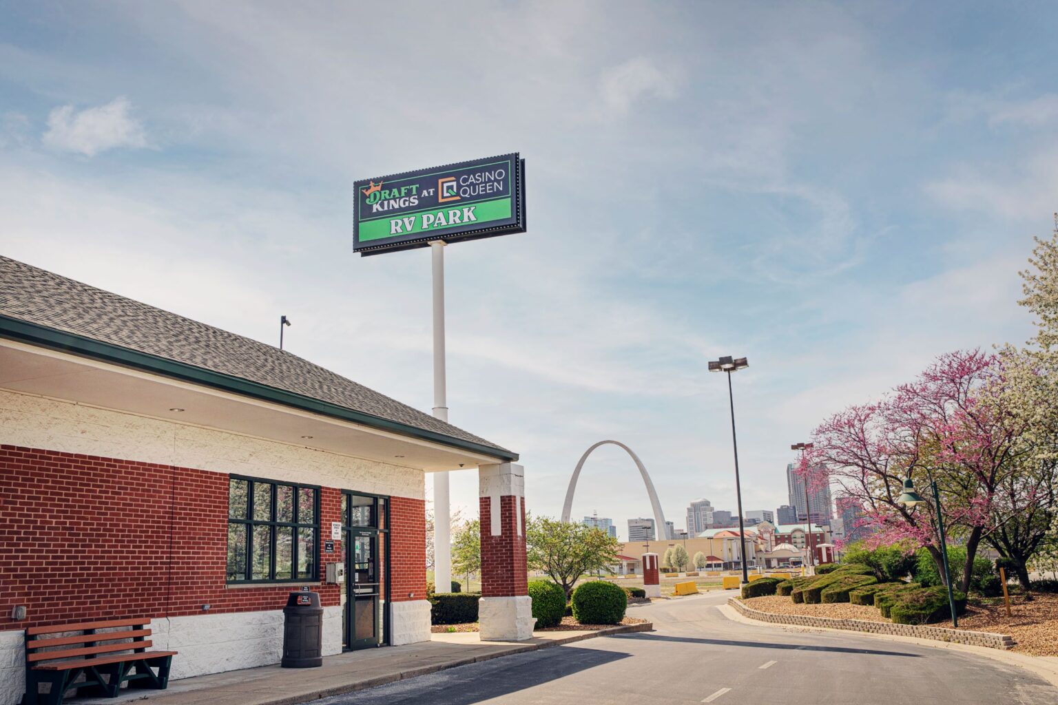 RV Park | DraftKings at Casino Queen - East St. Louis, IL